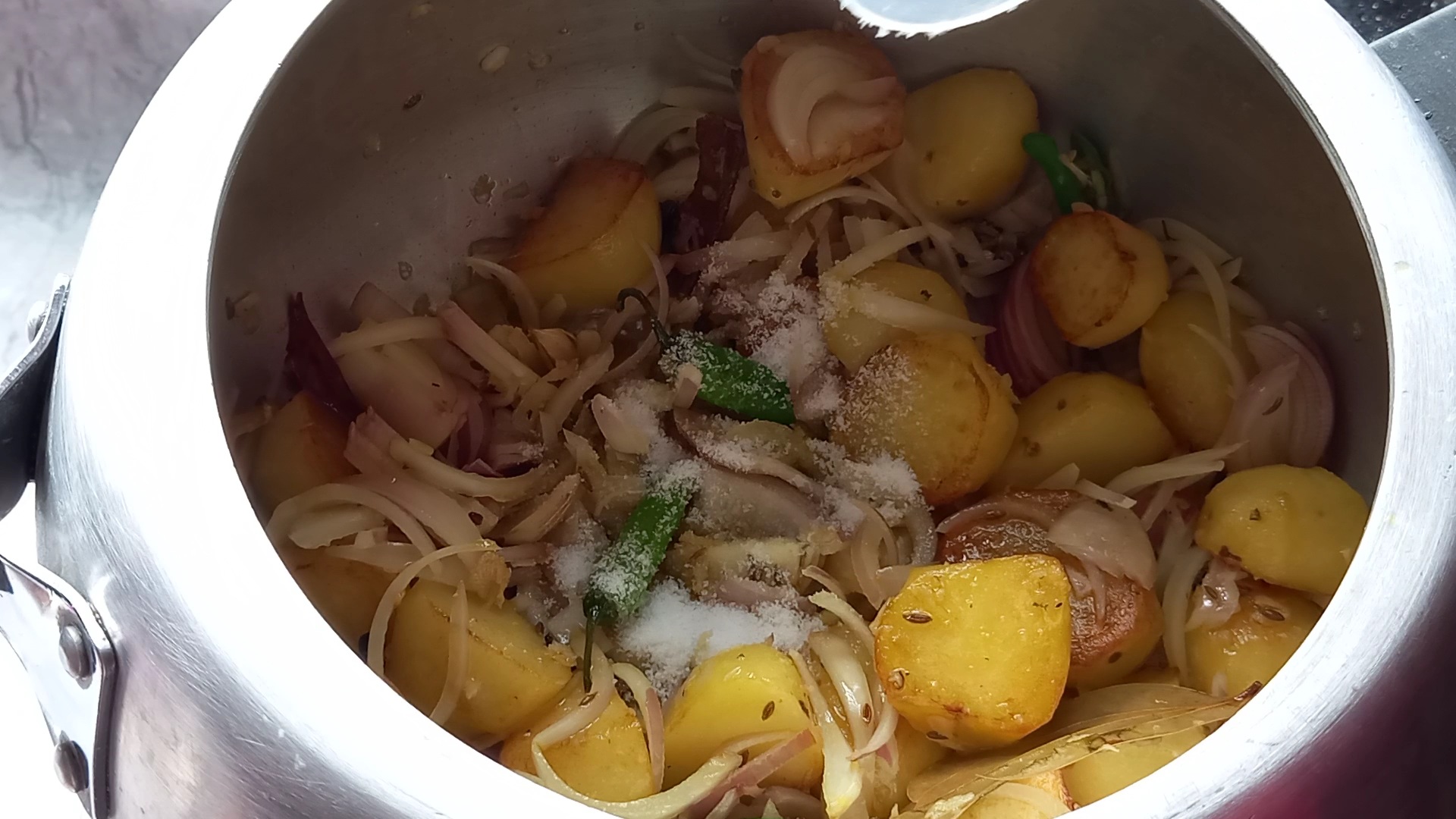 Aloo Dum Biryani |Potato Biryani - Candid Treat