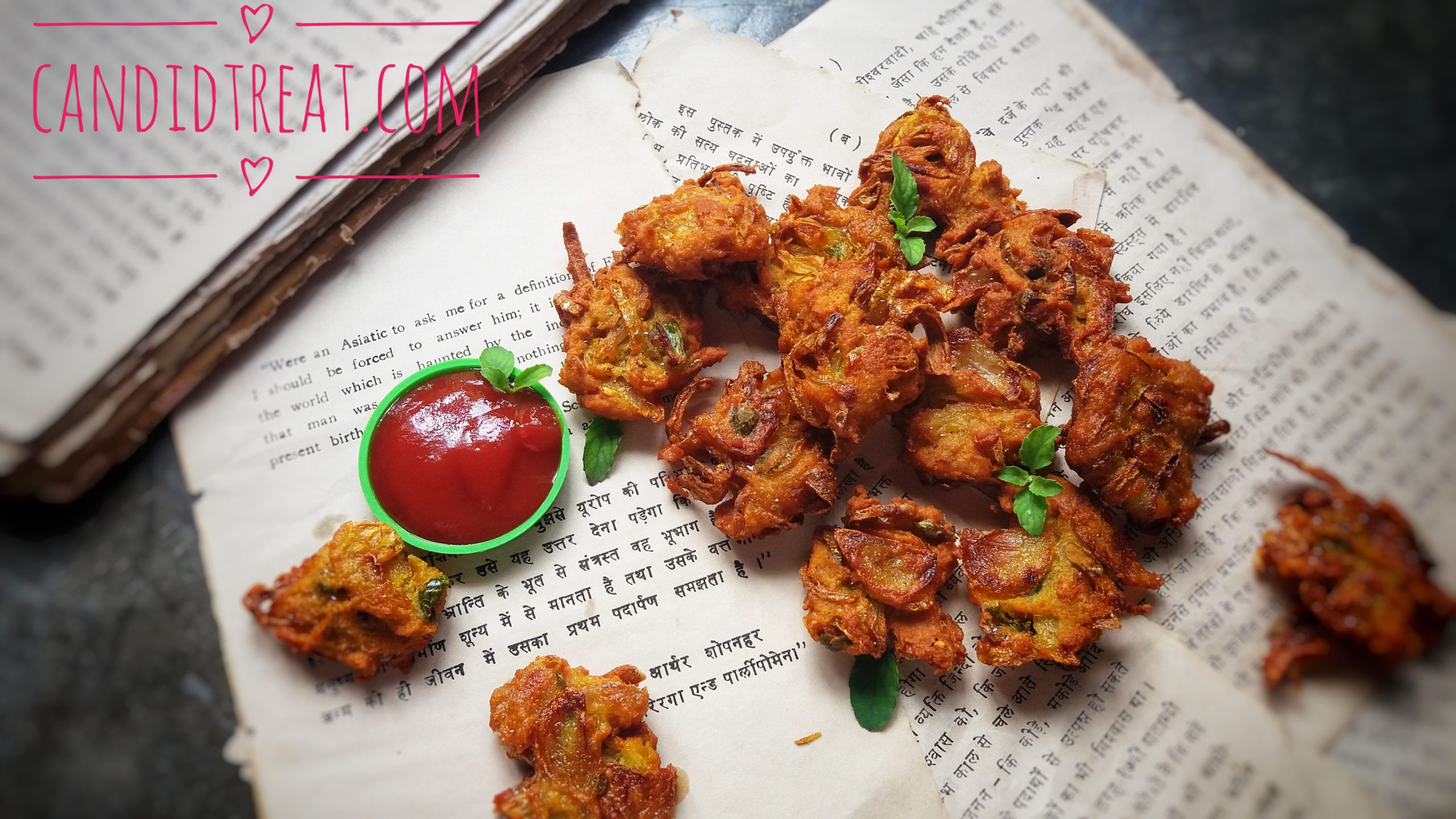 Pyaz Ka Pakora Recipe (How To Make Onion Fritters) - Candid Treat