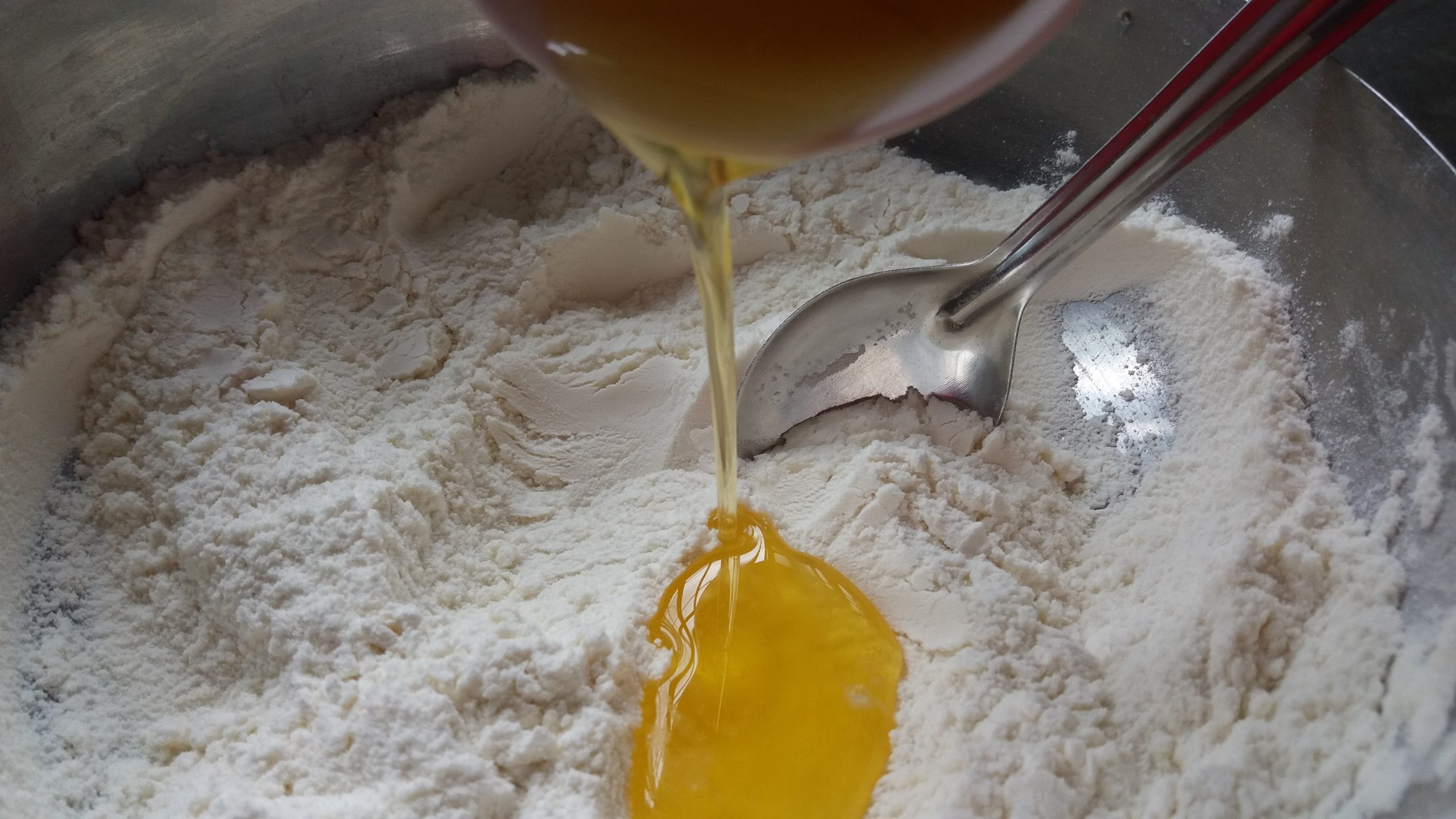 Balushahi/Badusa Recipe (How To Make Balushahi) - Candid Treat