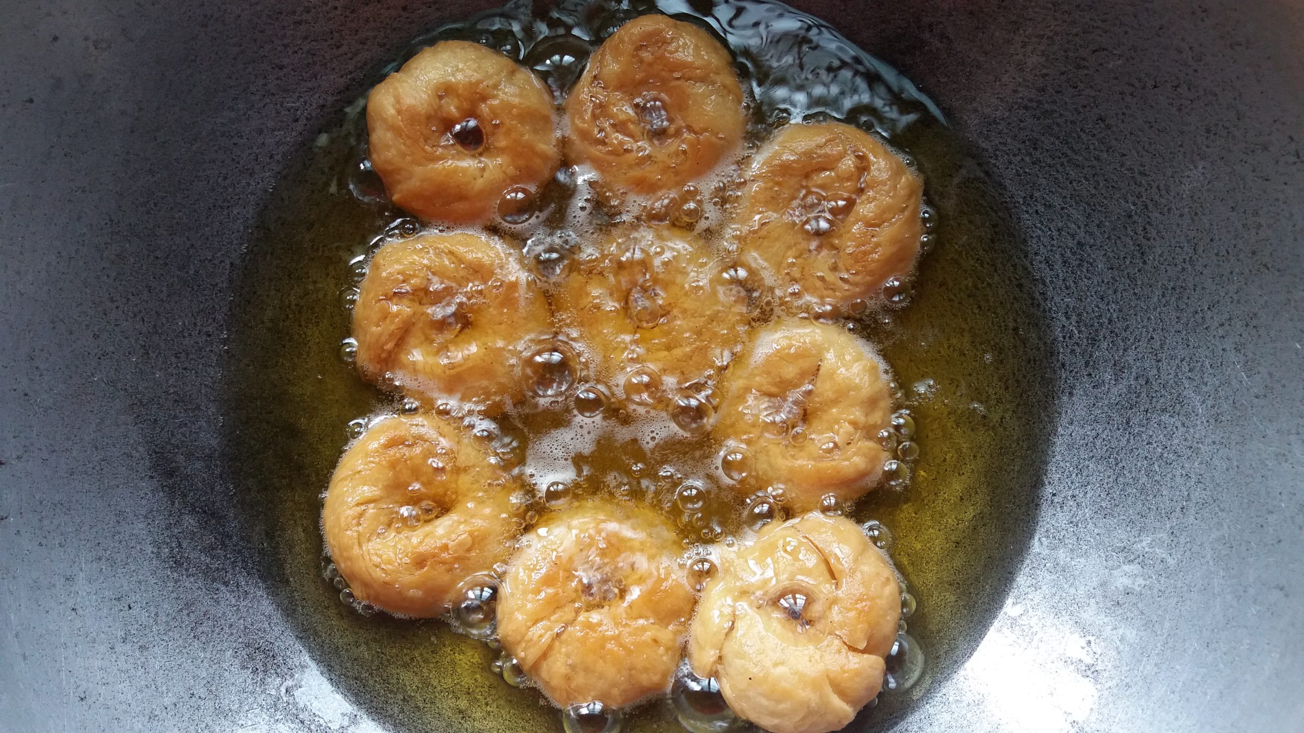 Balushahi/Badusa Recipe (How To Make Balushahi) – Candid Treat