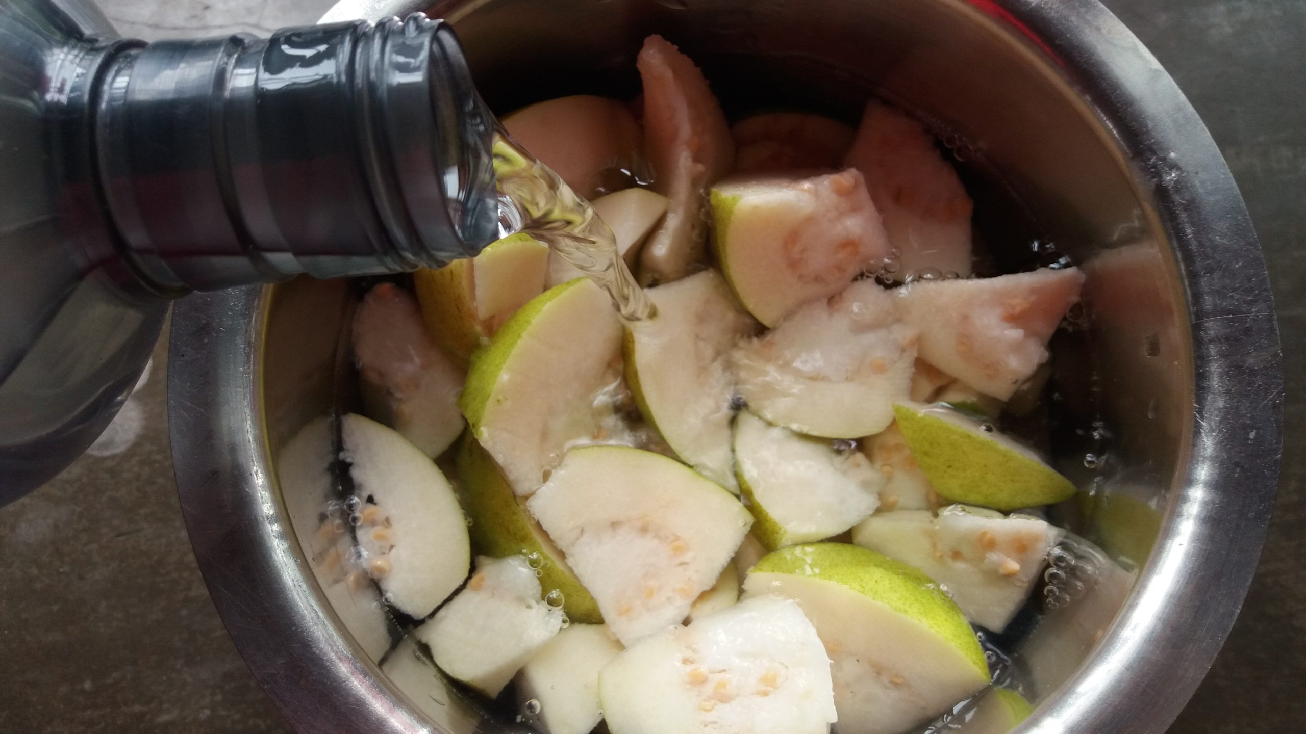 Guava Jam Recipe(Homemade Guava Jam Recipe) – Candid Treat