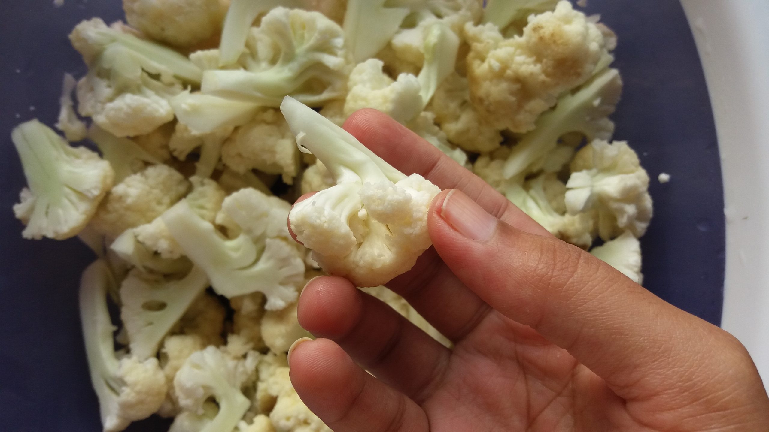 Sticky Sesame Cauliflower | Homemade Sticky Honey Sauce - Candid Treat