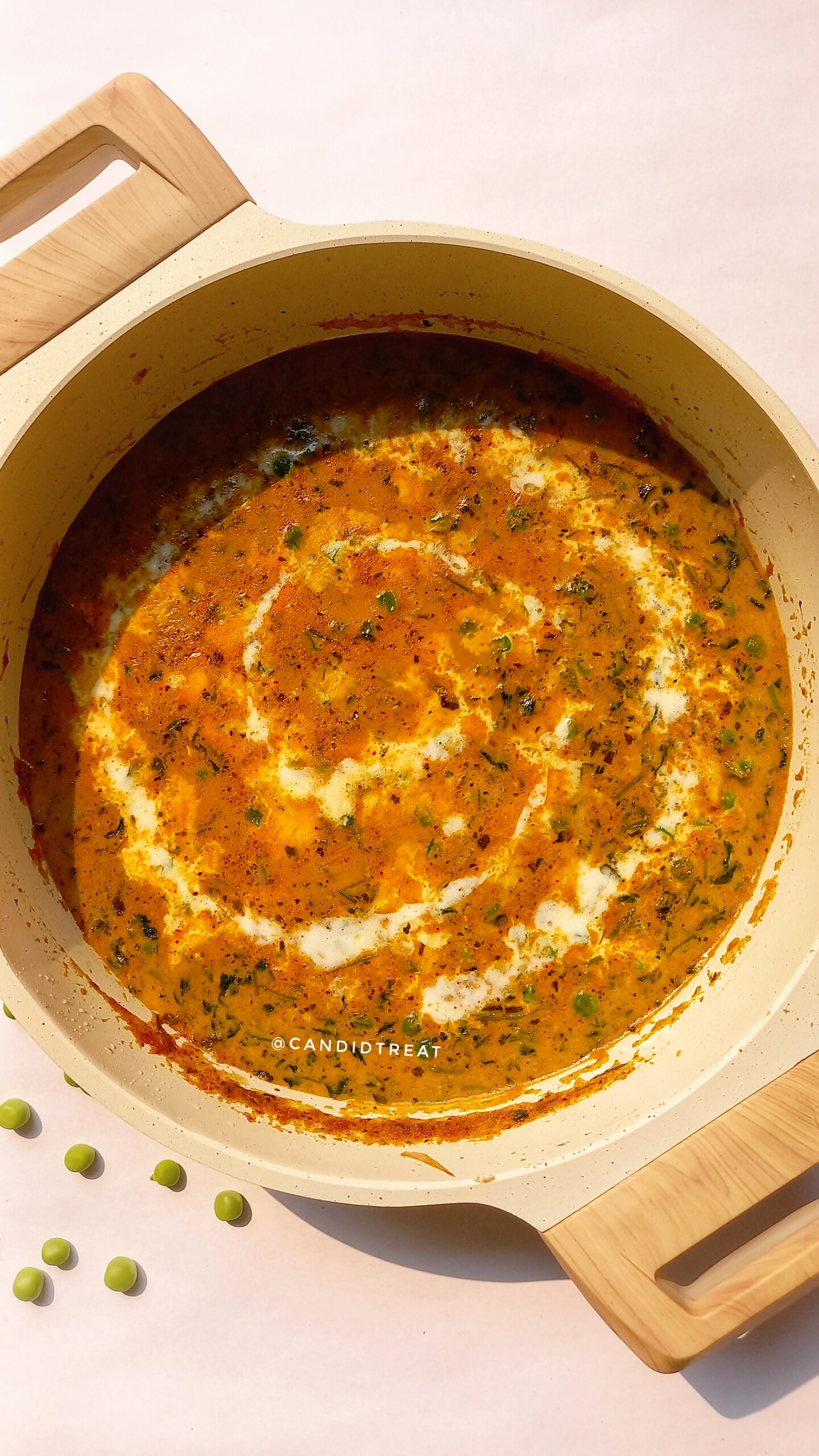 Methi Matar Malai | Restaurant style recipe - Candid Treat