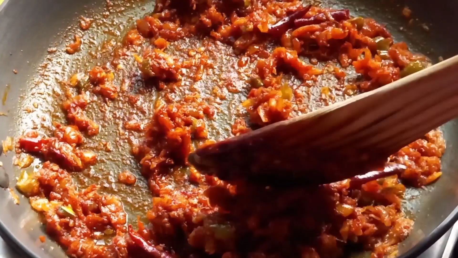 Corn Curry | Sweet Corn Curry | Restaurant-style curry - Candid Treat