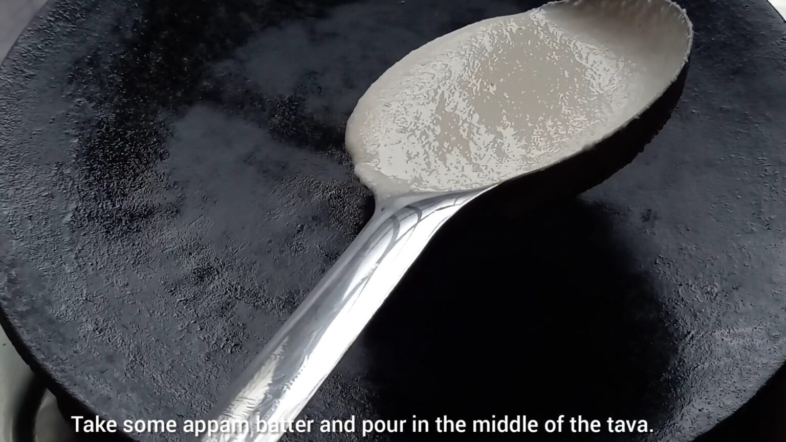 रवा अप्पम | Instant Rava Appam | With Chutney – Candid Treat