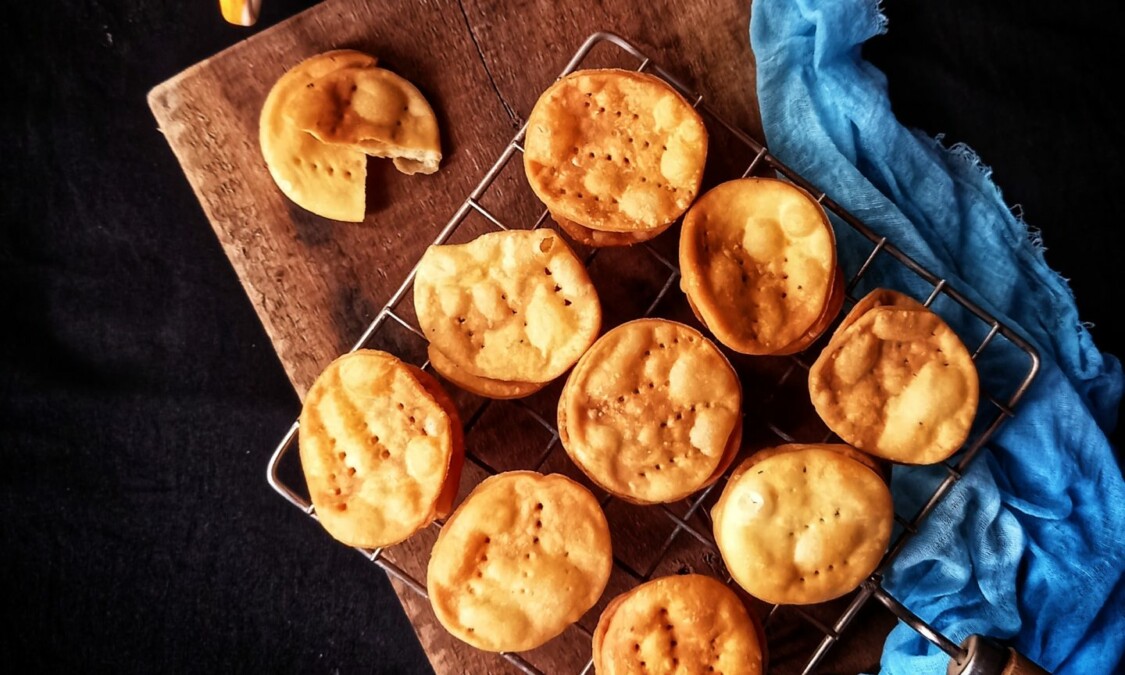 Mathri Recipe | Salted crackers Recipe – Candid Treat
