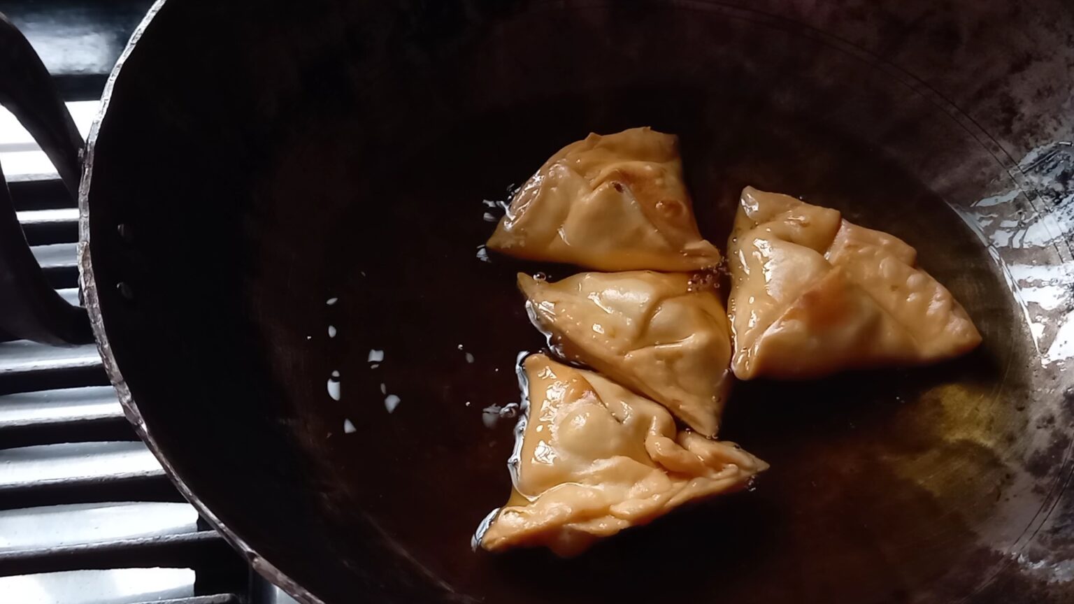 Samosa Recipe | How to make samosa with chutney - CandidTreat