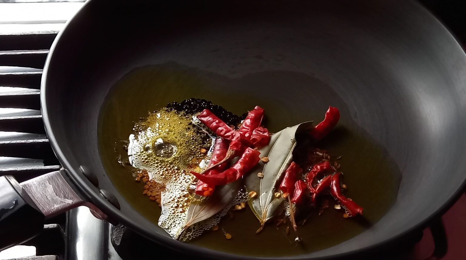 Samosa Recipe | How to make samosa with chutney - Candid Treat