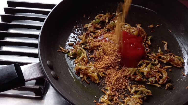 Spicy, Dry Maggi Masala Recipe With Eggs – Candid Treat