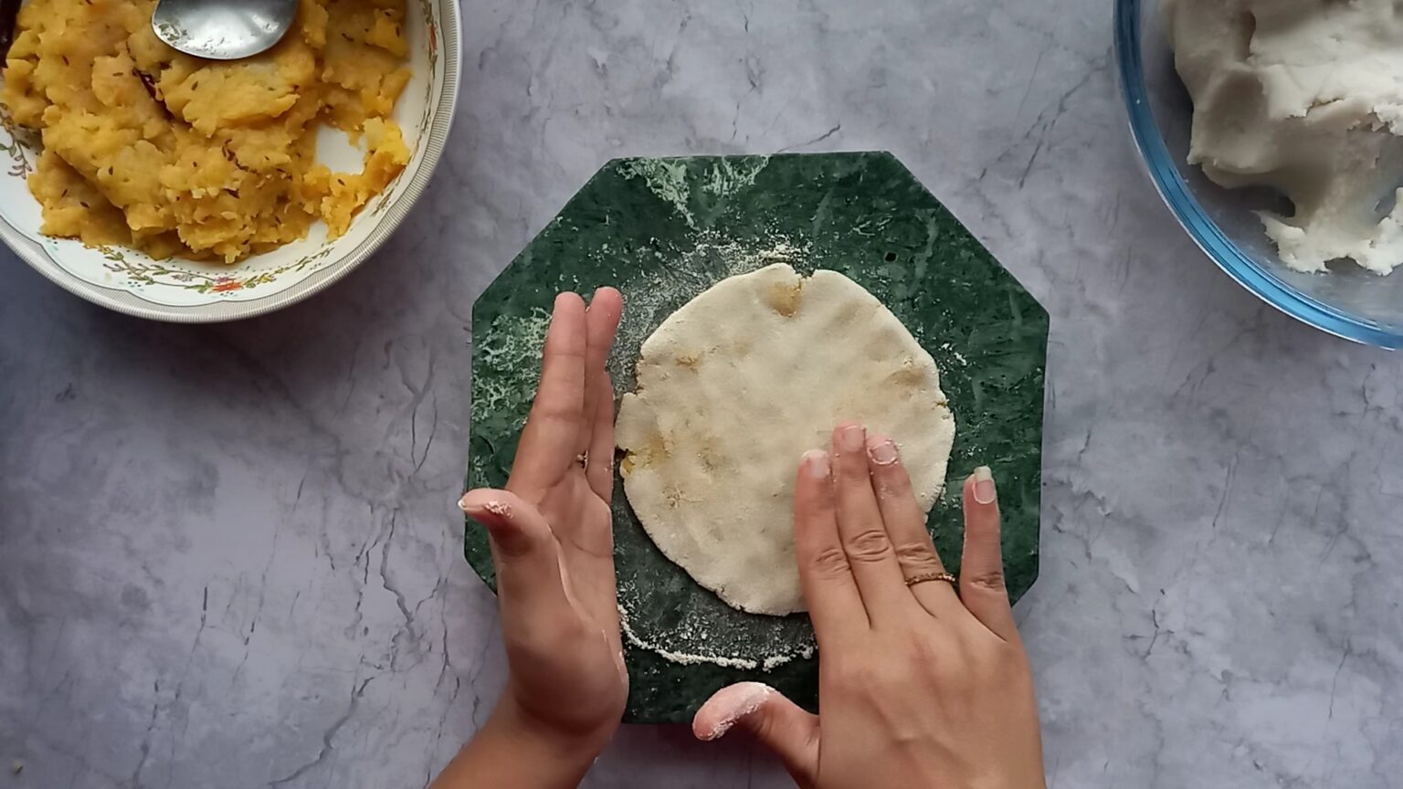 Chawal Ki Stuffed Roti | Chawal Ka Paratha - Candid Treat