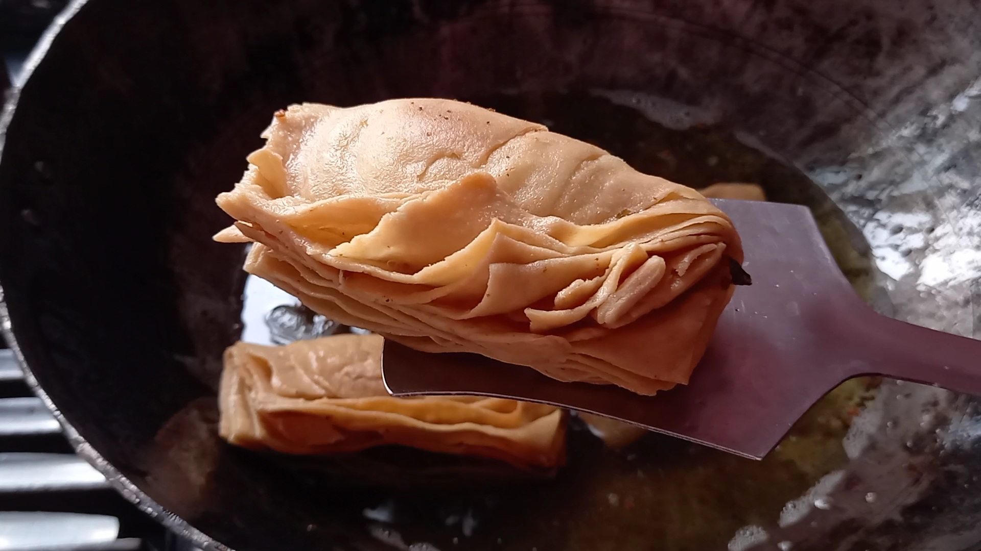 Japani Samosa | Punjbi Samosa With Layers | Satpura - CandidTreat