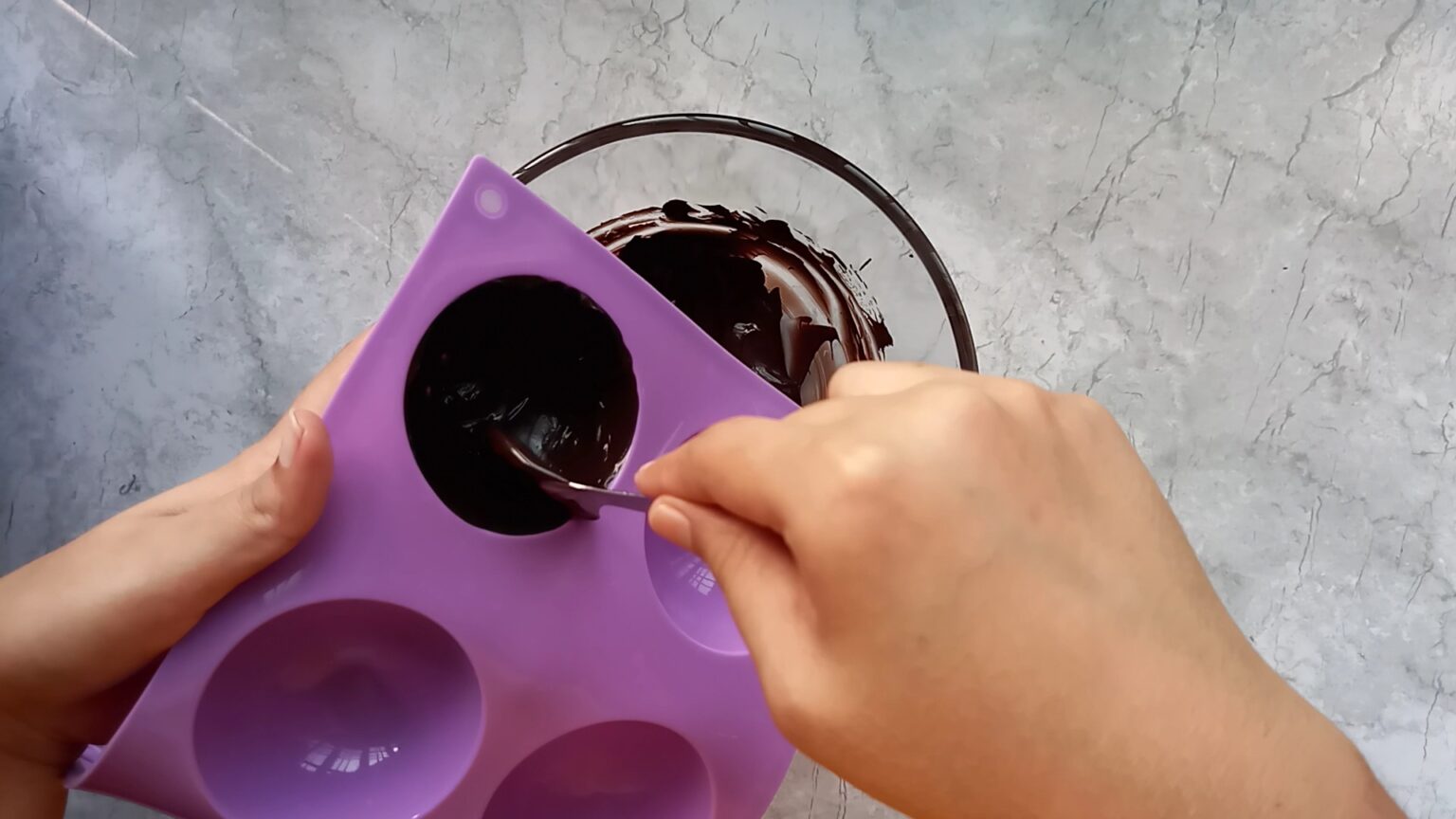 Chocolate Elaichi Shrikhand | Shrikhand Recipe – Candid Treat