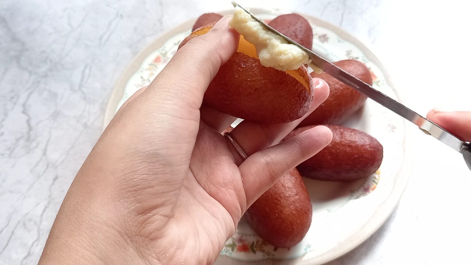 Malai Gulab Jamun| Cream Gulab Jamun - Candid Treat