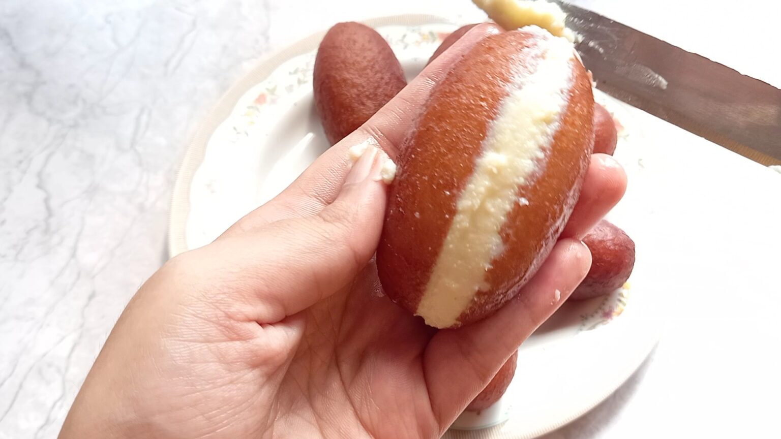 Malai Gulab Jamun| Cream Gulab Jamun - Candid Treat