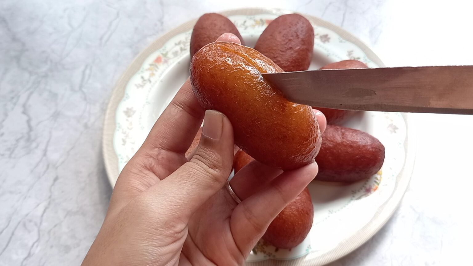 Malai Gulab Jamun| Cream Gulab Jamun - Candid Treat