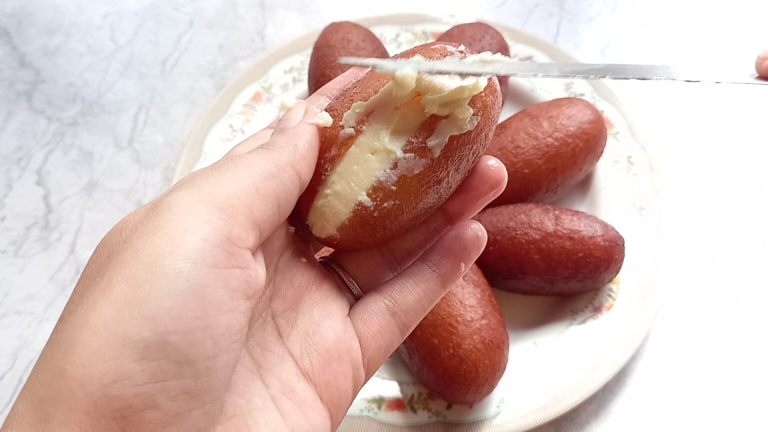 Malai Gulab Jamun| Cream Gulab Jamun - Candid Treat