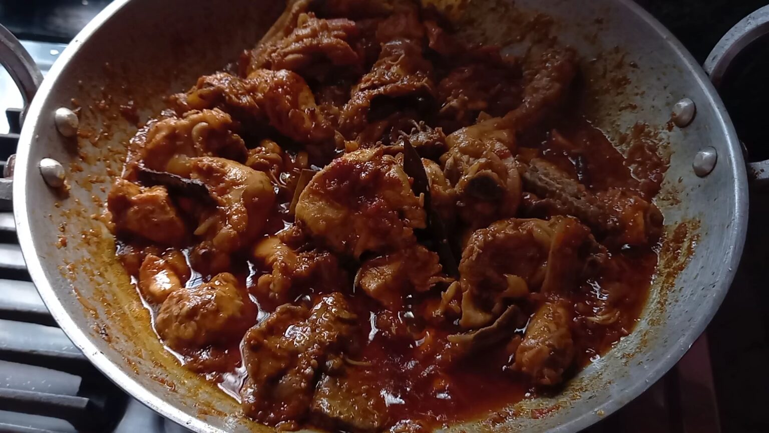 Shinwari Chicken Kadhai | Easy Chicken Curry - Candid Treat