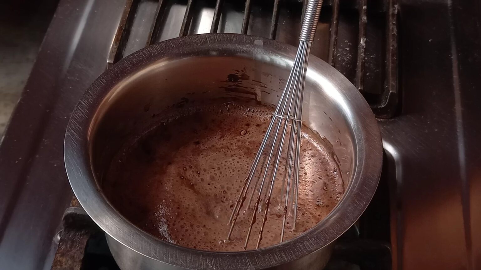 Homemade Hot chocolate | Caramel Hot Chocolate - Candid Treat