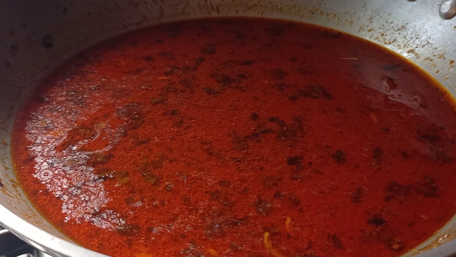 Tari Poha | Nagpur Special Tarri Poha – Candid Treat