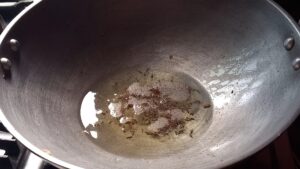 Tari Poha | Nagpur Special Tarri Poha – Candid Treat