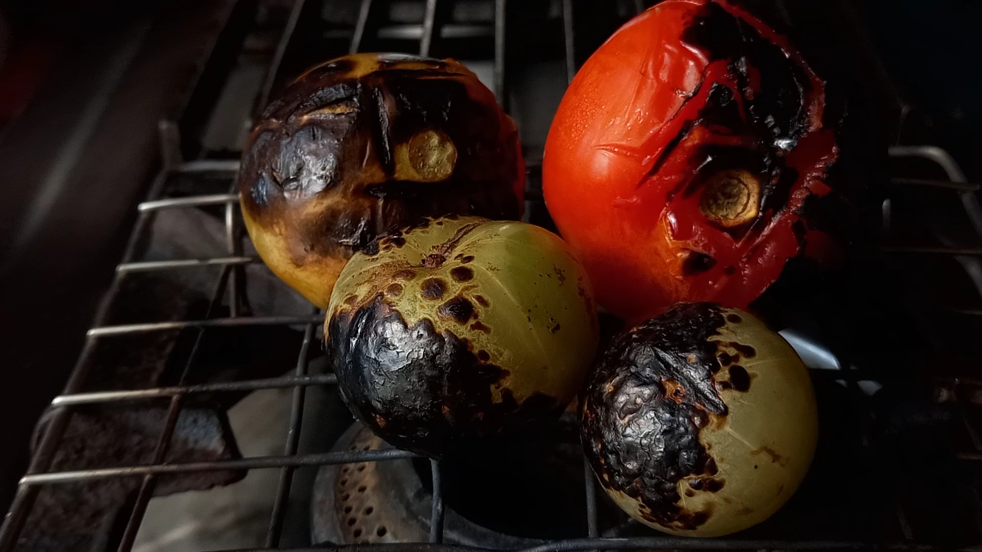 टमाटर की चटनी |Roasted Tomato Chutney - Candid Treat