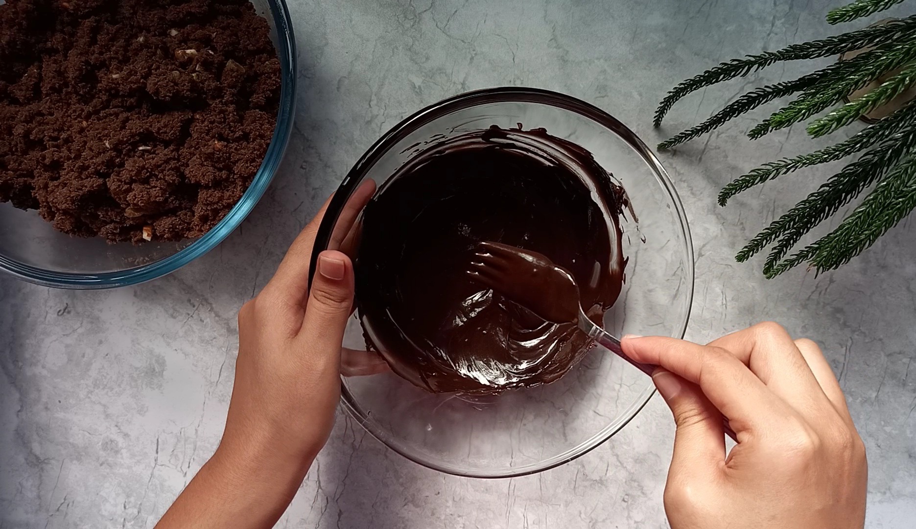 Homemade Cake Pops | Cake truffles Recipe Easy - Candid Treat