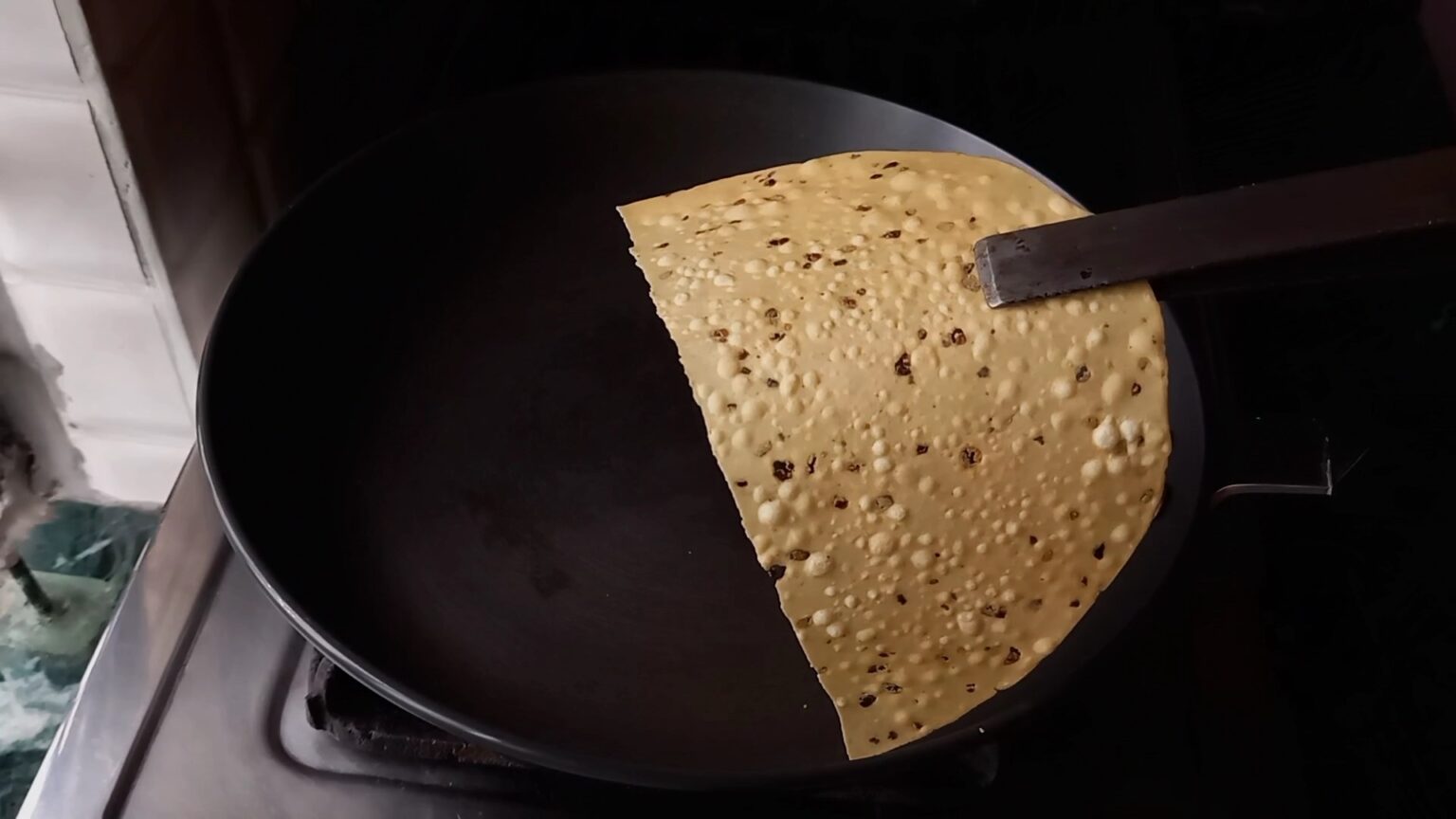 Papad Cone Chaat Recipe | टमाटर की चाट – Candid Treat