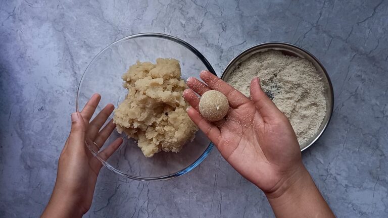 10-minutes Coconut Ladoo Recipe | Coconut Ladoo - Candid Treat