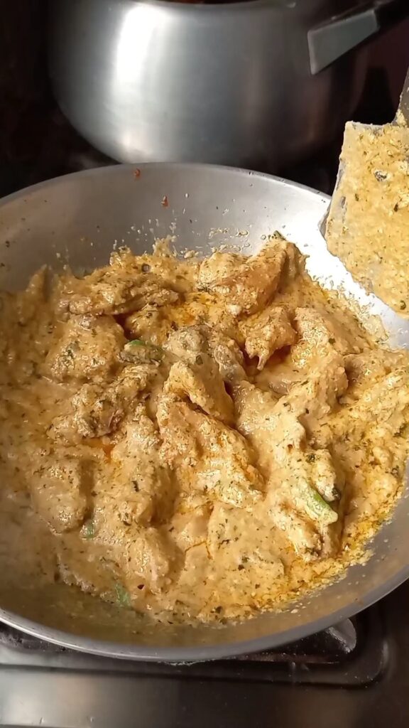 Shahi Chicken Korma Recipe – Candid Treat