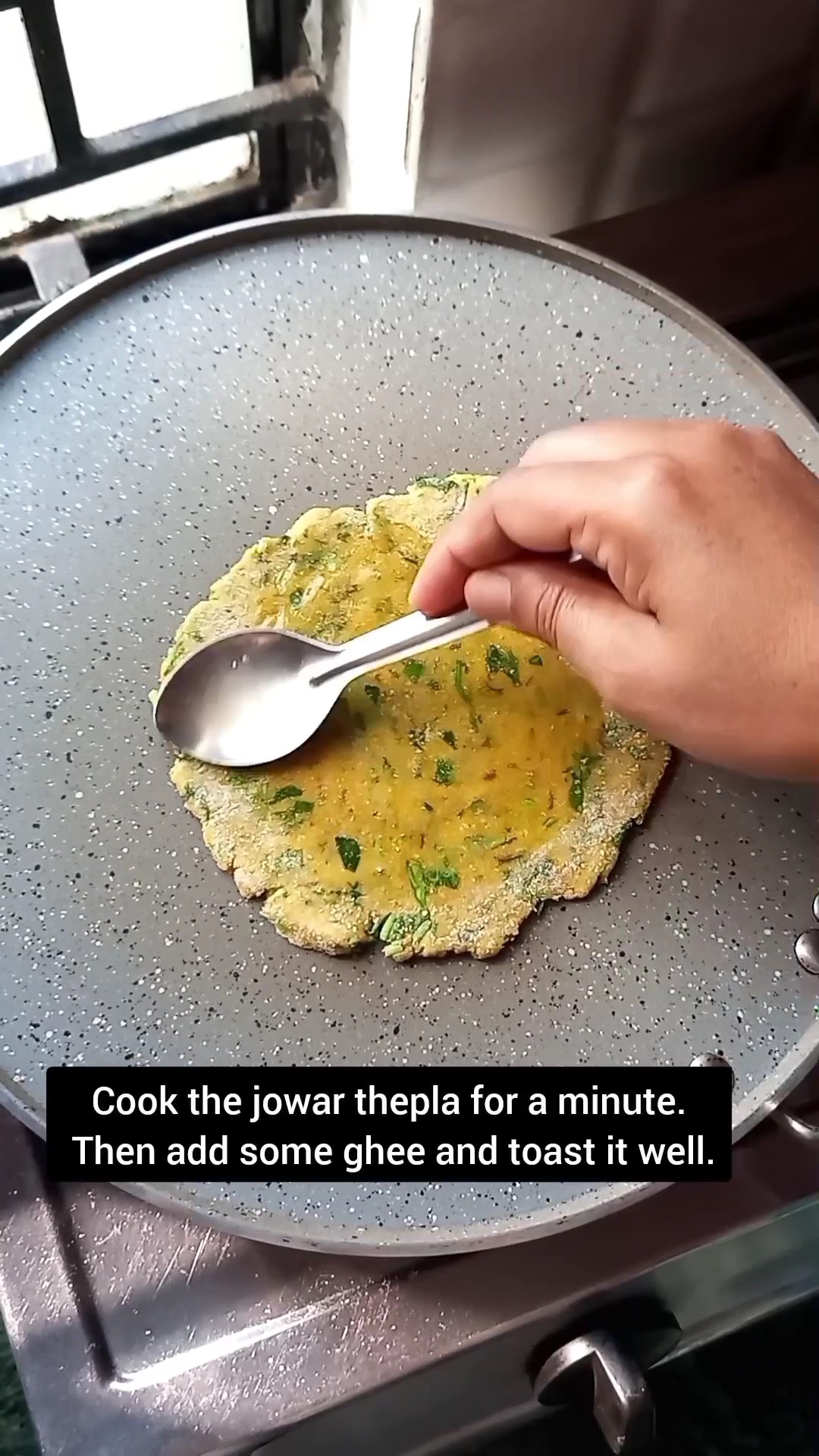 Jowar Methi Thepla | Thepla Recipe - Candid Treat