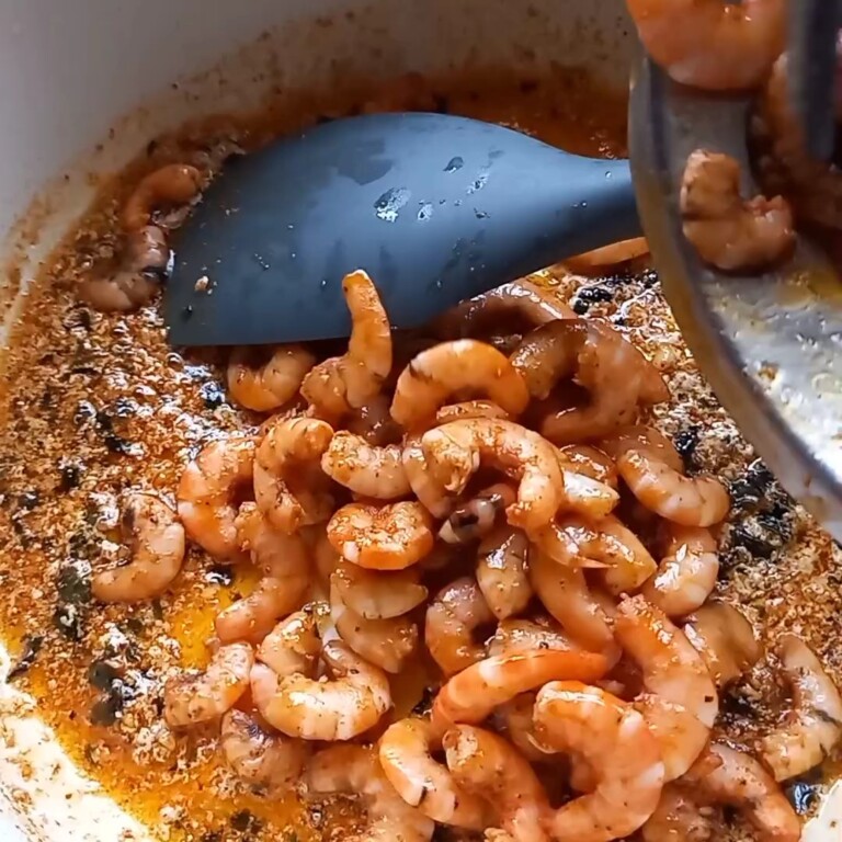 Butter Garlic Prawns Recipe - Candid Treat