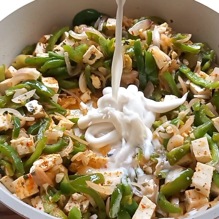 Paneer Pizza Recipe | Cheesy Paneer pizza - Candid Treat