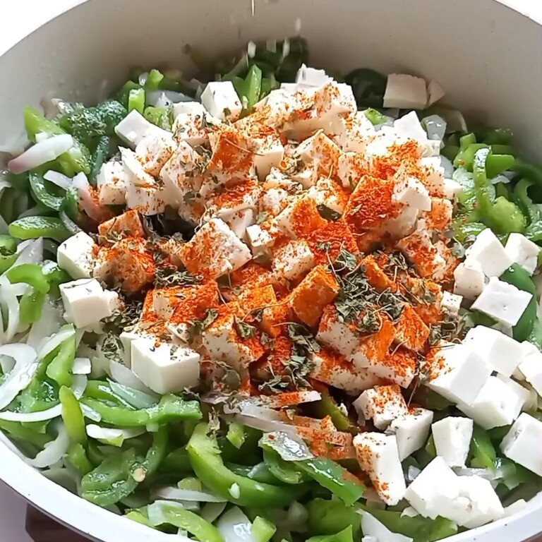 Paneer Pizza Recipe | Cheesy Paneer pizza - Candid Treat