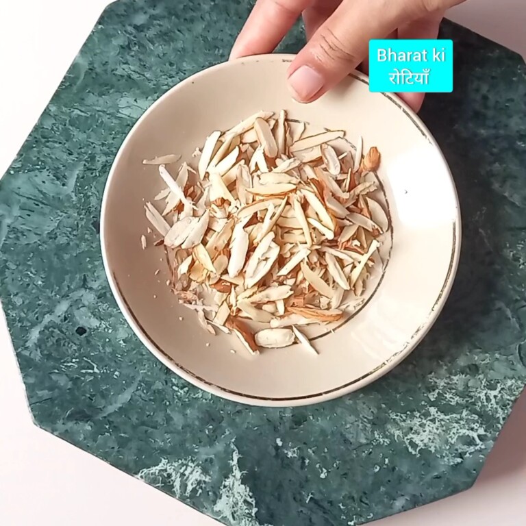 Shahi Sheermal Recipe | Sheermal Roti - Candid Treat