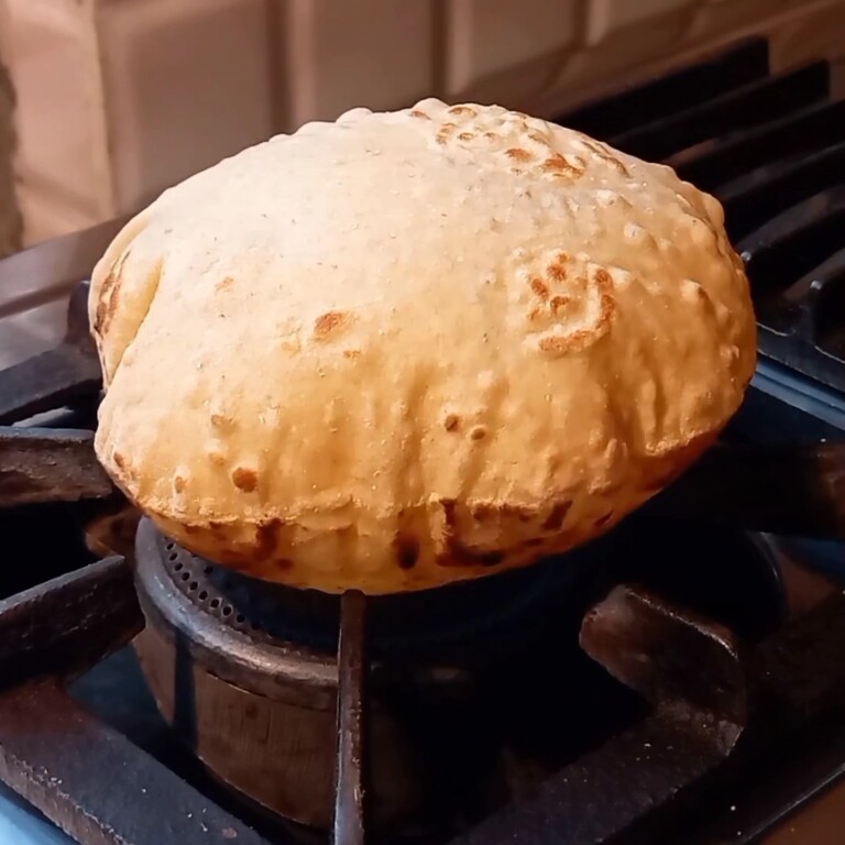 Khambir Recipe | Ladakhi Khamiri Roti Recipe – Candid Treat