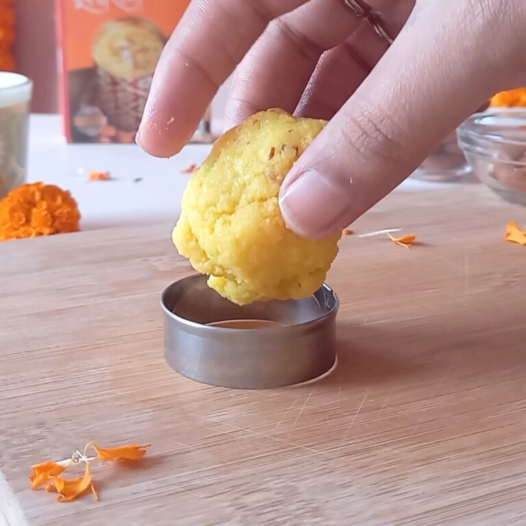 Instant Milk Peda | Diwali Sweets Recipe - Candid Treat