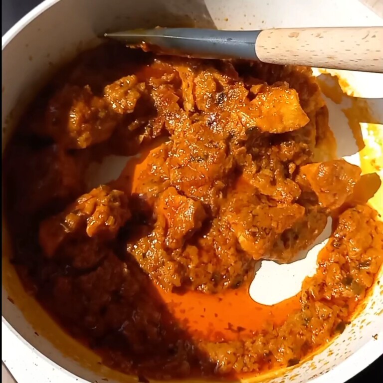 Chicken Curry Restaurant-style | With Spicy Gravy - Candid Treat