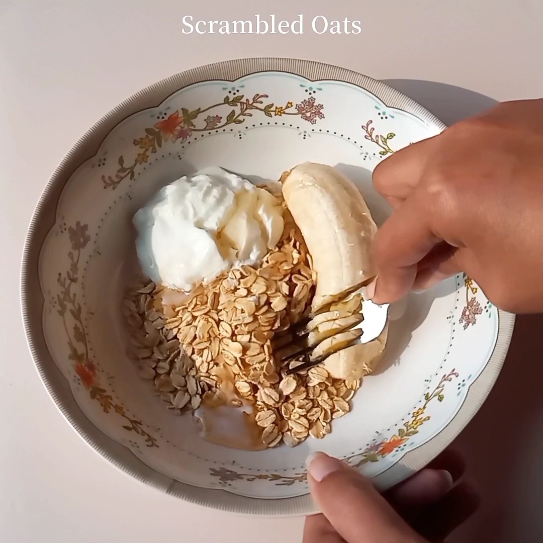 Oats Breakfast Recipe | Scrambled Oats with milk - Candid Treat