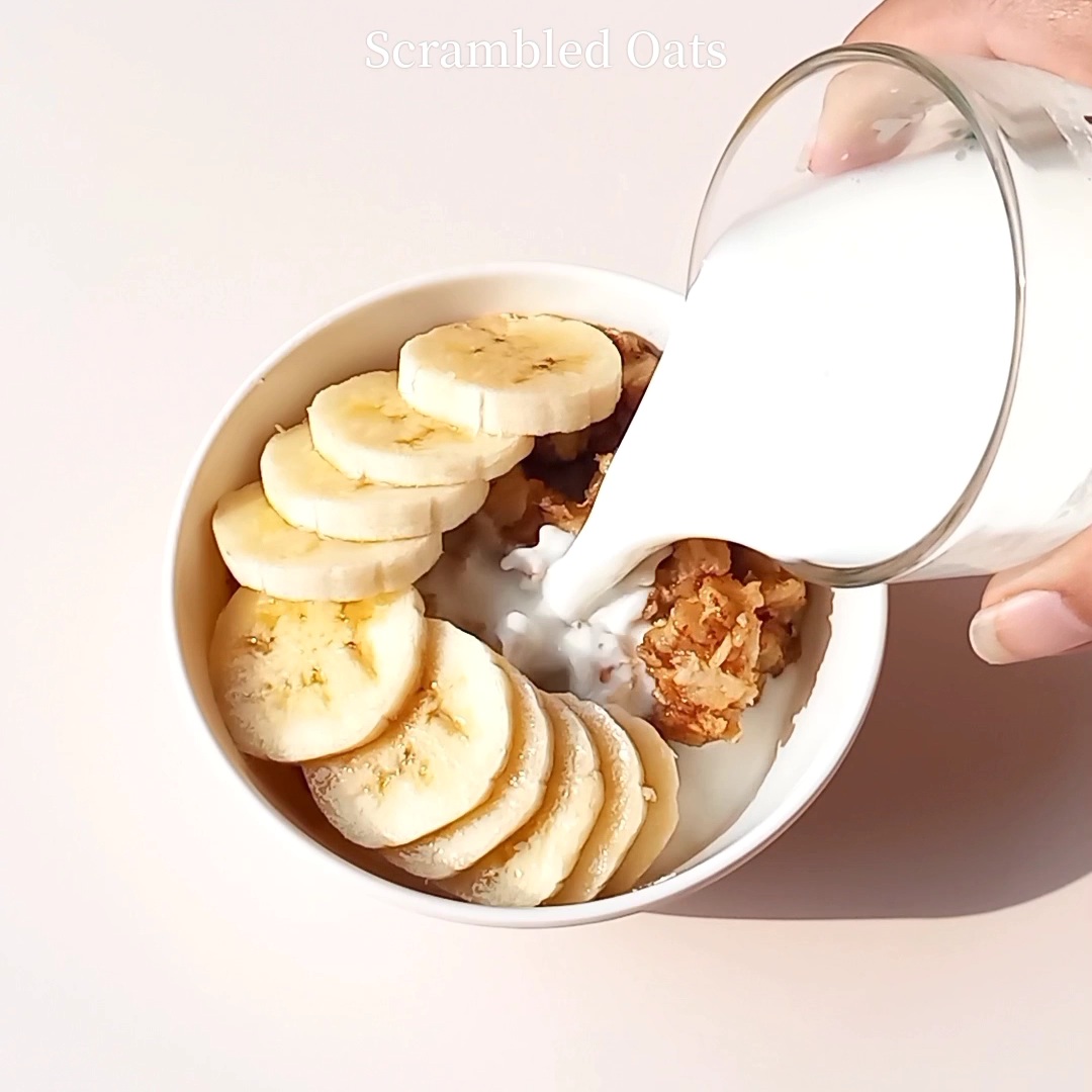 Oats Breakfast Recipe | Scrambled Oats with milk - Candid Treat