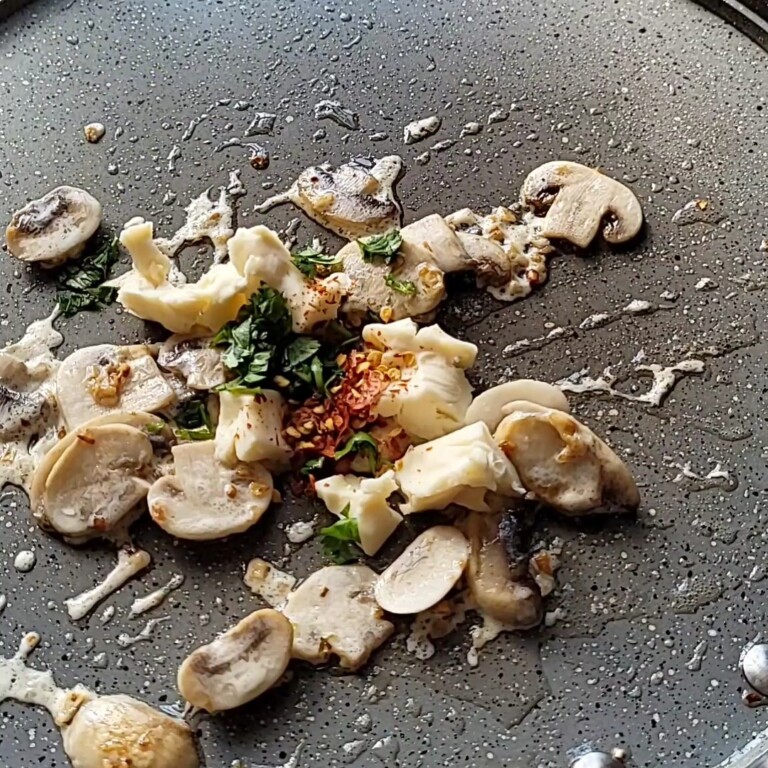 Creamy Mushroom Toastie | Snack Recipe – Candid Treat