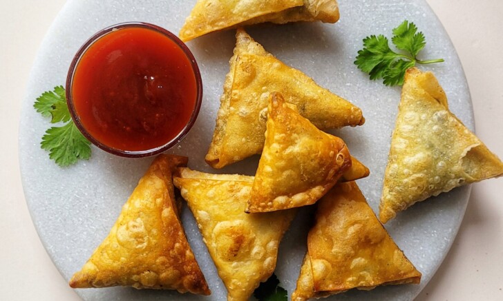 Spinach Corn Samosa | Spinach Cheese Samosa - Candid Treat