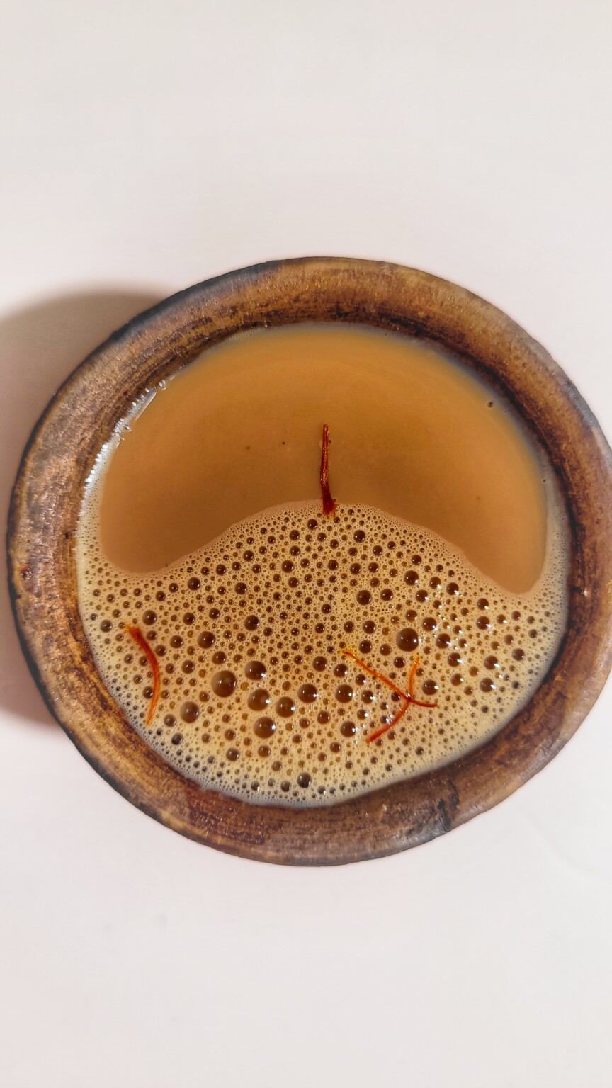 Kesar Elaichi Chai | Tandoori Chai without tandoor – Candid Treat